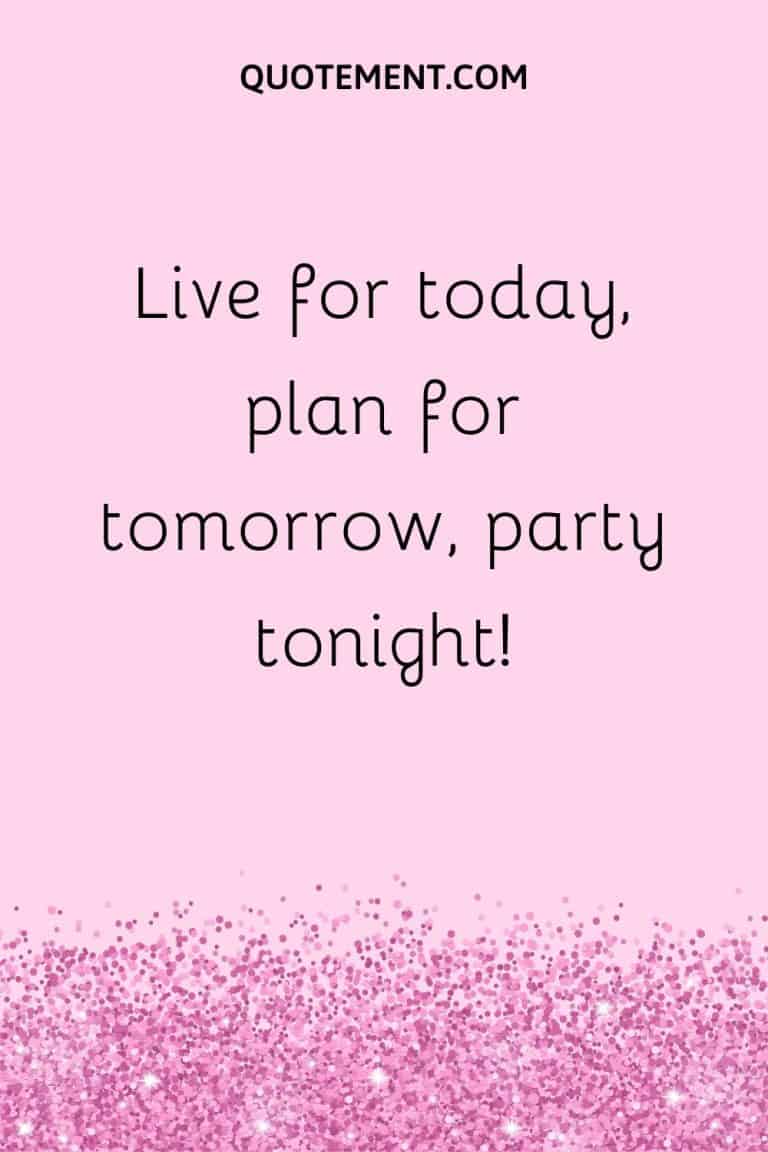 180 Fantastic Prom Captions For Your Stunning Prom Pics