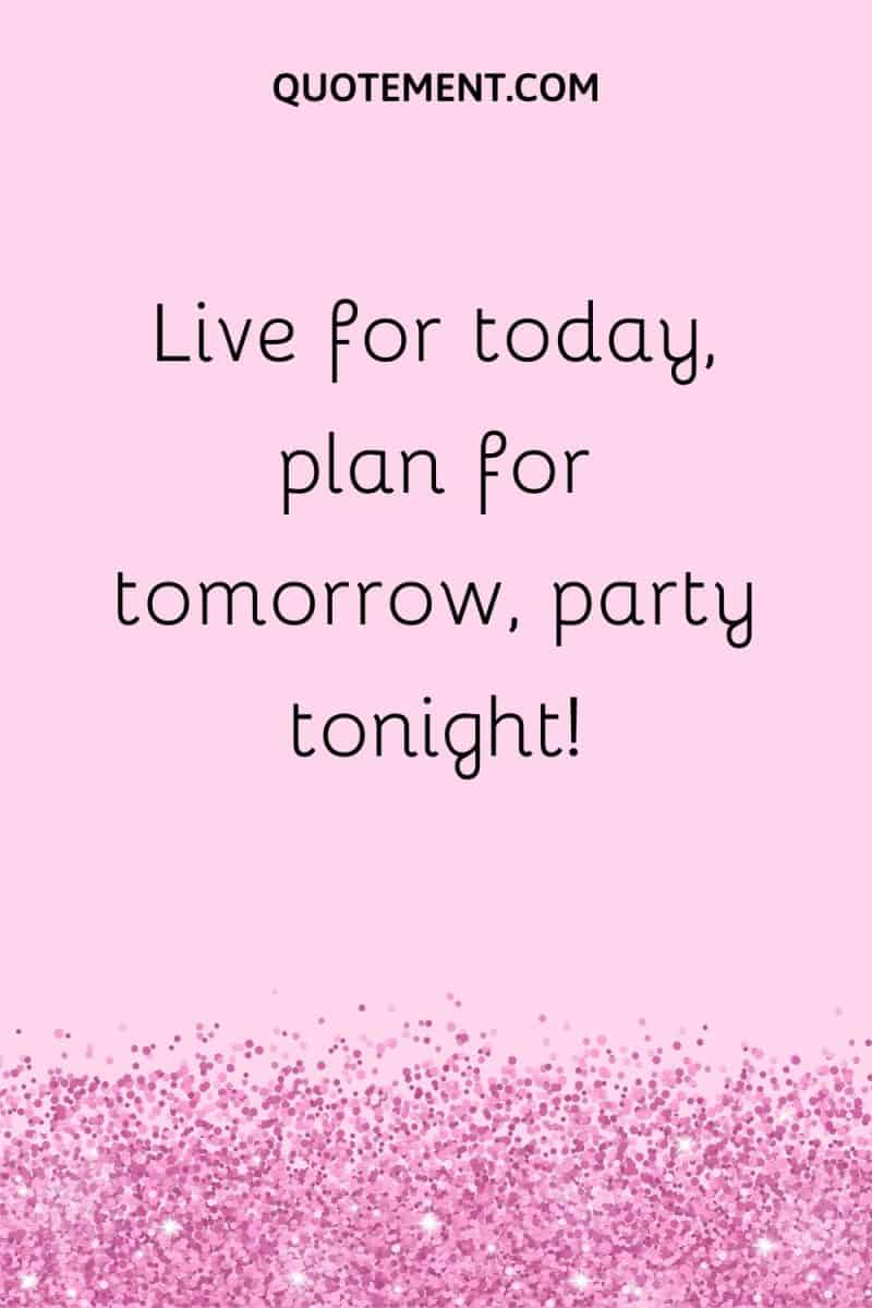 180 Fantastic Prom Captions For Your Stunning Prom Pics